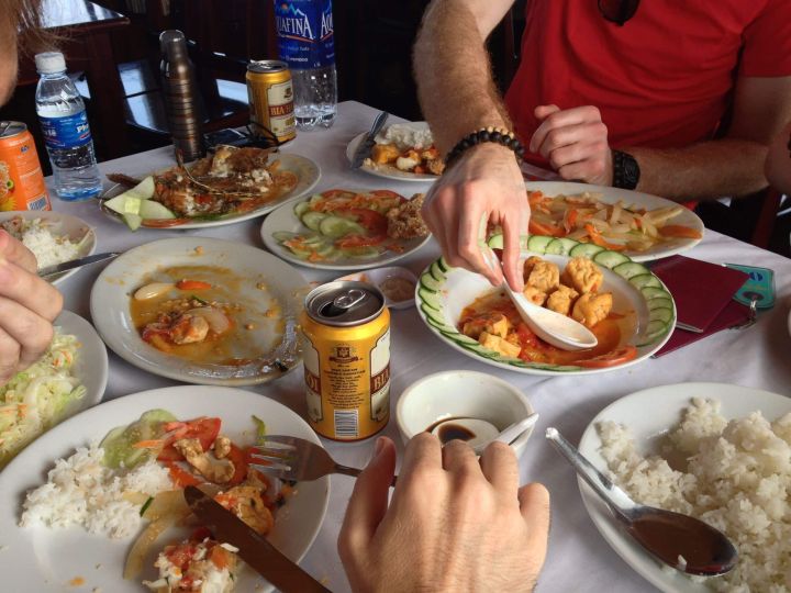 5 Fascinating Food Etiquette Rules Around The World | Holiday Tours ...